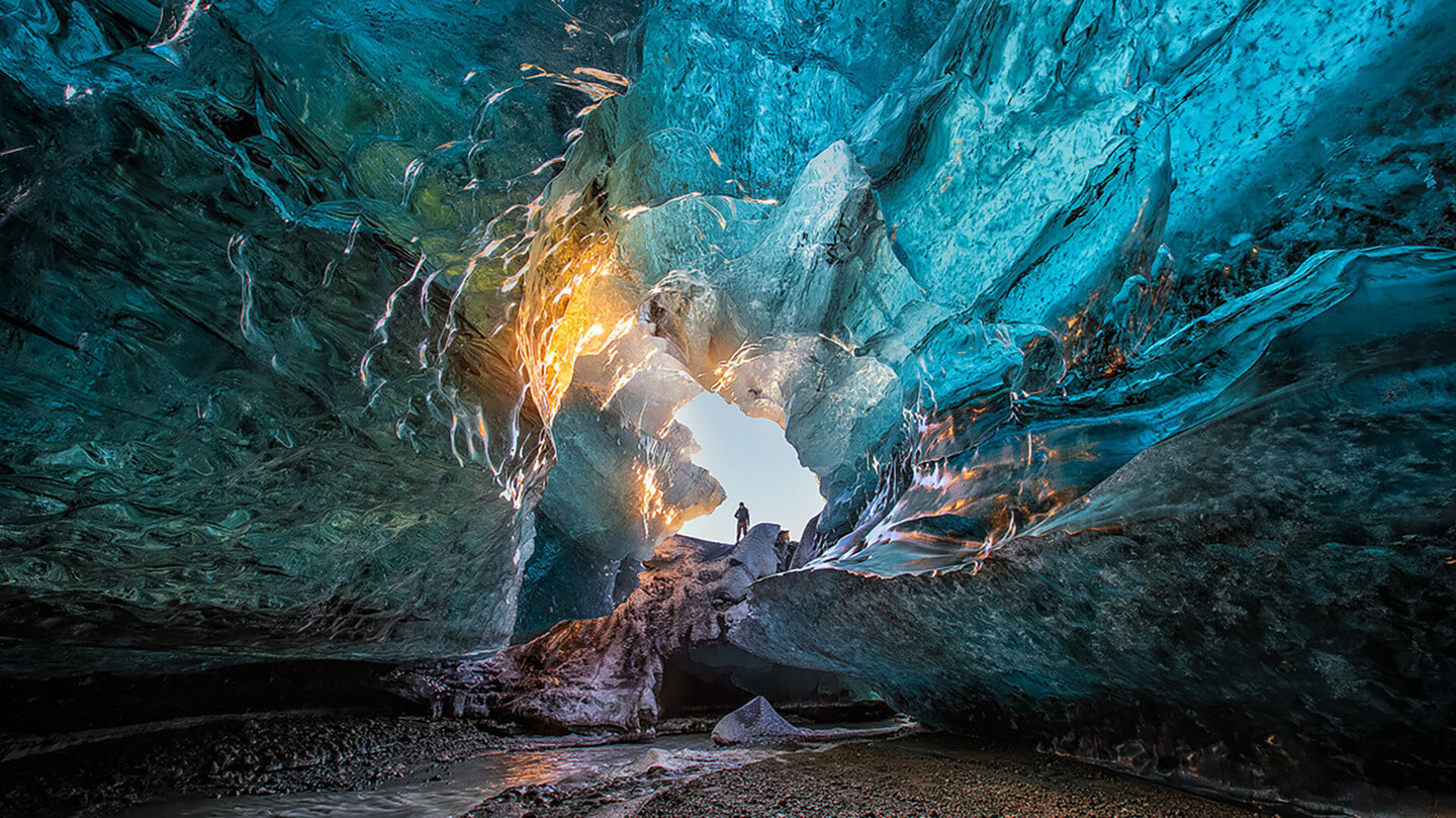 ice-caving-guide-to-iceland – សំឡេង កម្ពុជាក្រោម